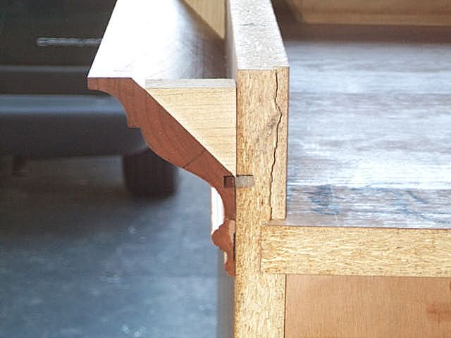 ATTACHING CROWN MOLDING TO A CABINET - THE SPLINE METHOD